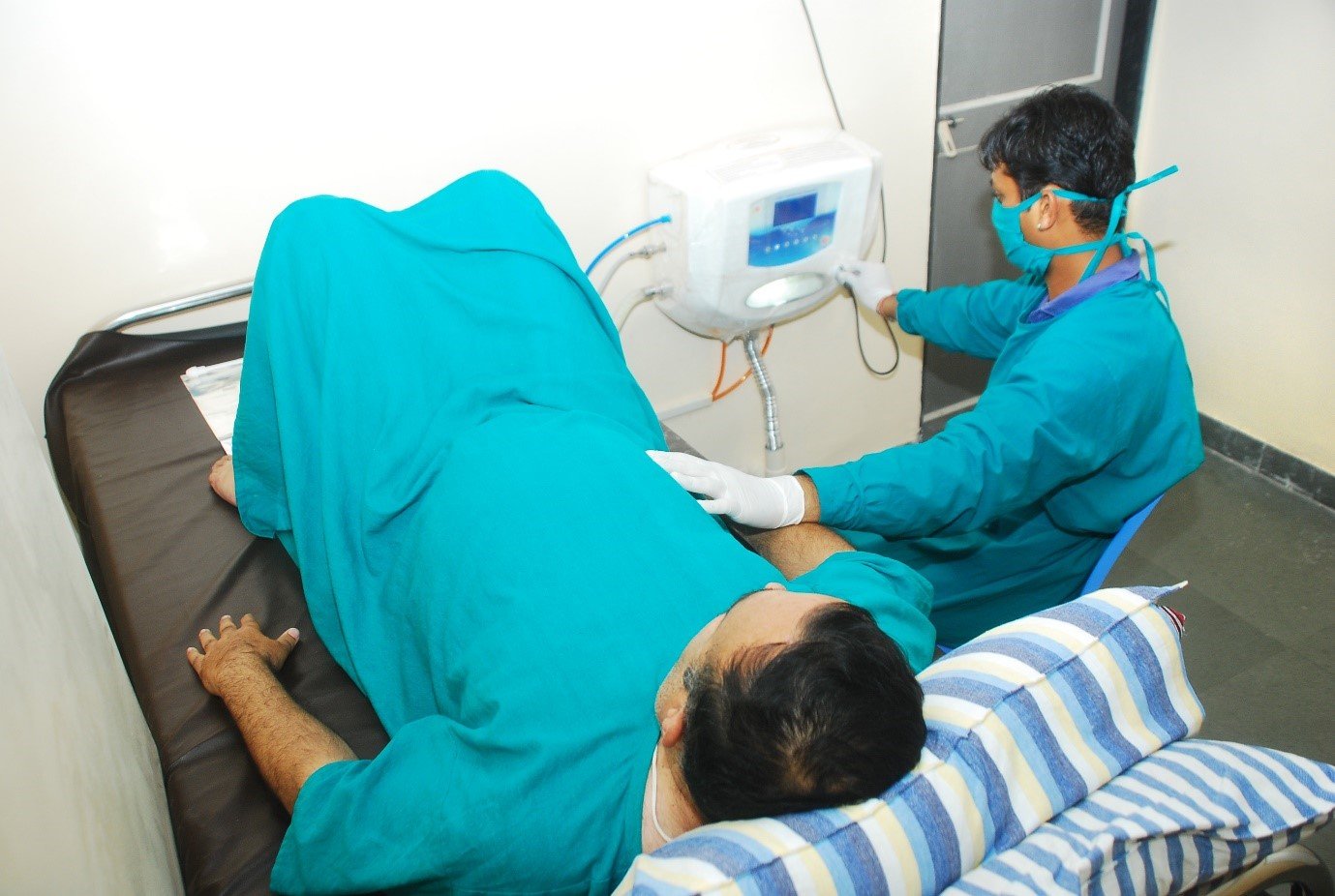 Colon Hydro Therapy - Shri Madhavlal Malpani Yoga and Naturopathy Centre